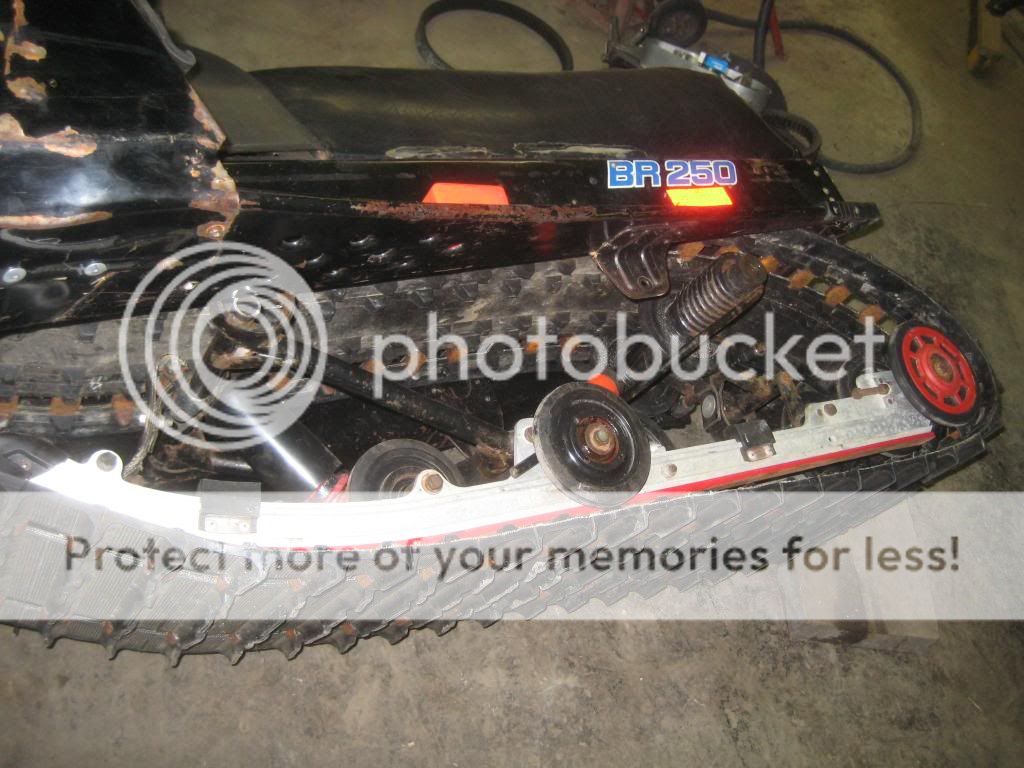 91 Bravo 121 Track Swap | Hardcore Sledder